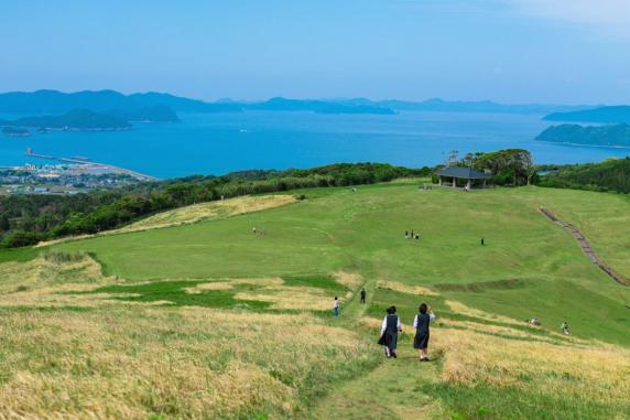 Mt. Onidake: The symbol of Fukue Island | Stories | Visit GOTO City ...
